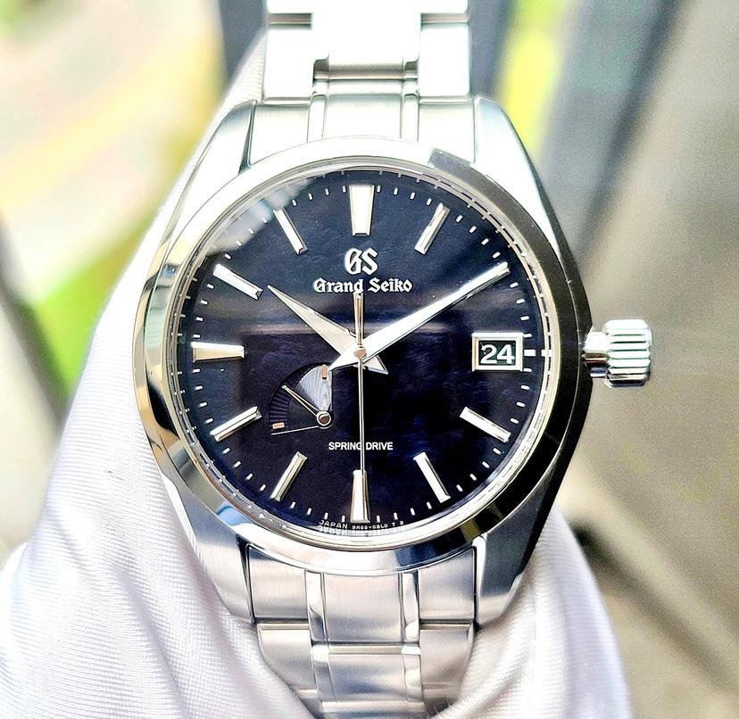 Grand Seiko Heritage Spring Drive SBGA469 like new