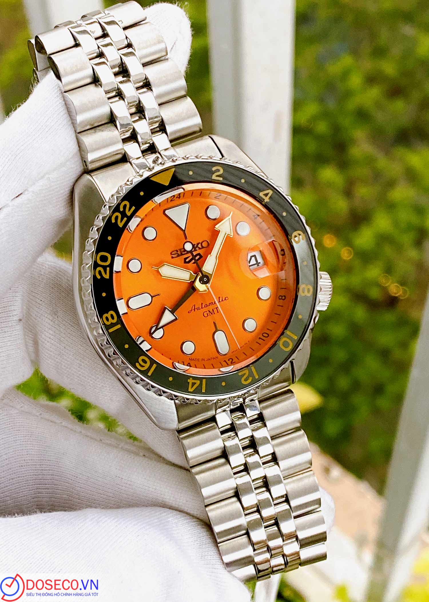 Seiko 5 Sport GMT SSK005J1 like new