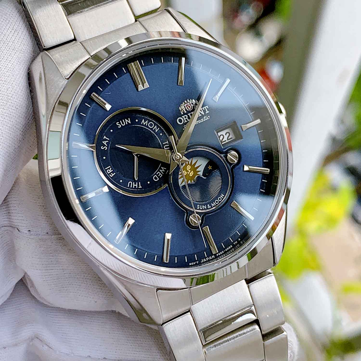 Orient Sun and Moon Gen 5 RA-AK0303L10B like new