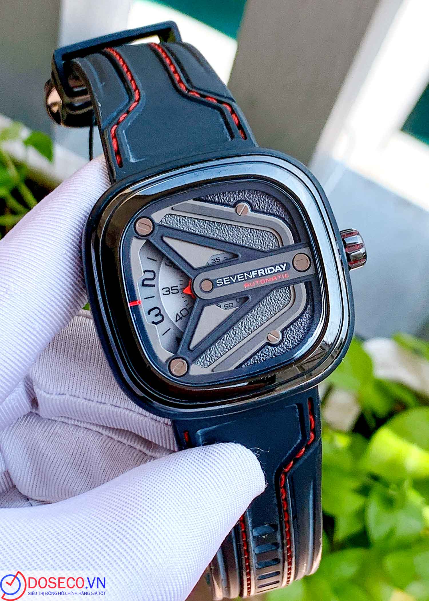 SevenFriday M3/01 Spaceship Used