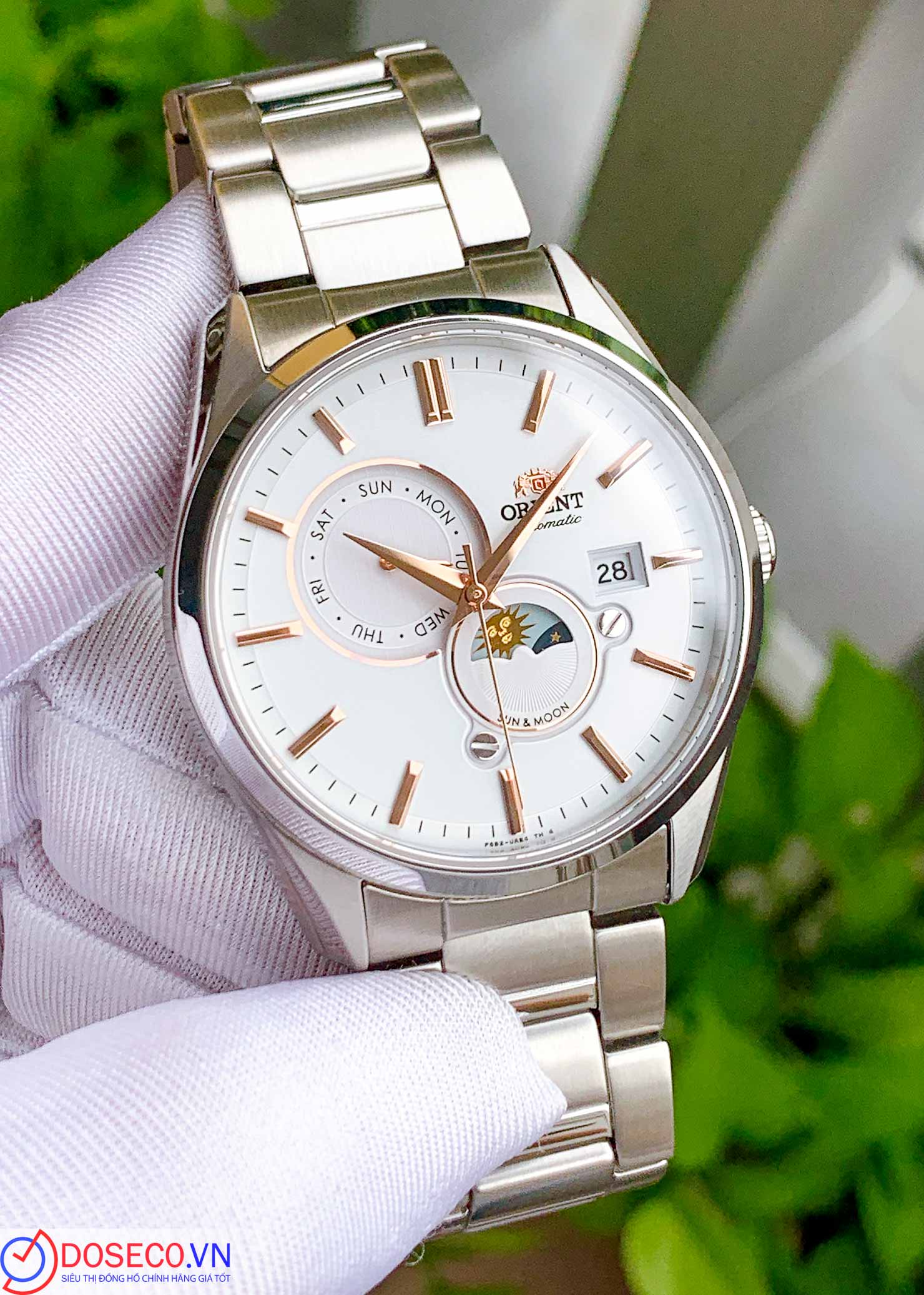 Orient sun and moon gen 5 RN-AK0301S like new